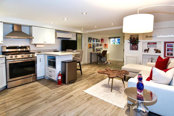 The Hill Gem: Stylish Apartment - Washington, D.C., DC