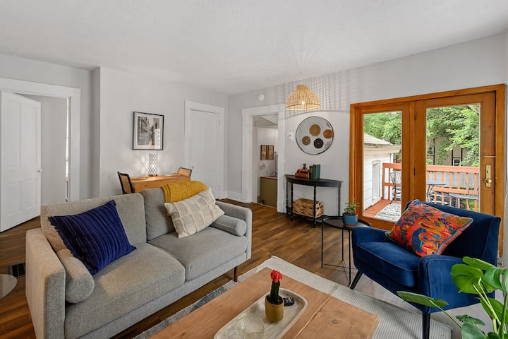 The Nest - Spacious 1br Getaway In Pleasant Ridge - Cincinnati