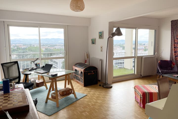 Lumineux Et Vue Imprenable - Lyon