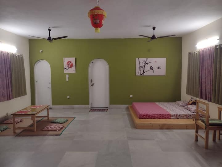 Sakura: Large Apartment W/ Patio - Puducherry