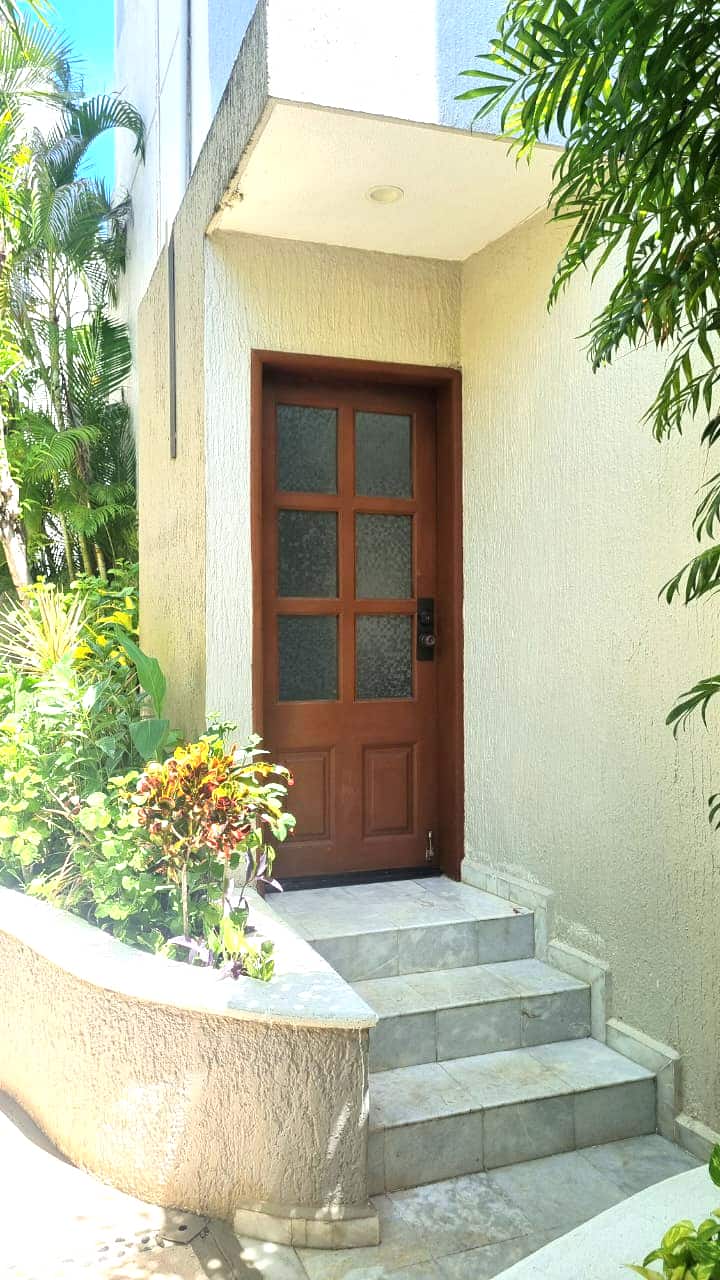 Lagoon Front Villa In Prime Spot - Cancún
