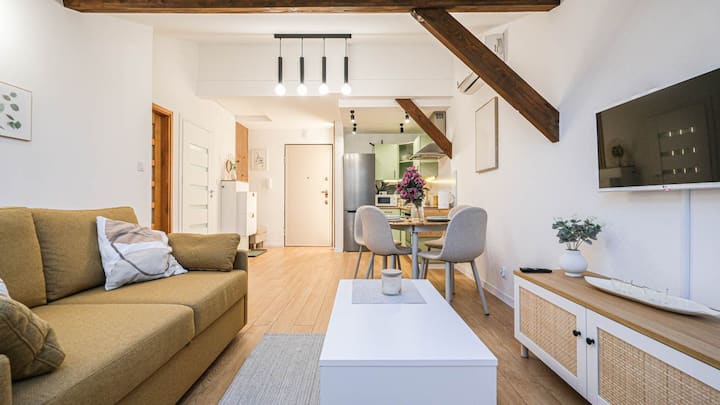 Cozy Loft Under The Wawel Sky - Cracovia