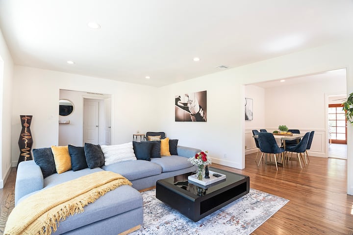 3br Home Near Universal Studios - Los Angeles, CA