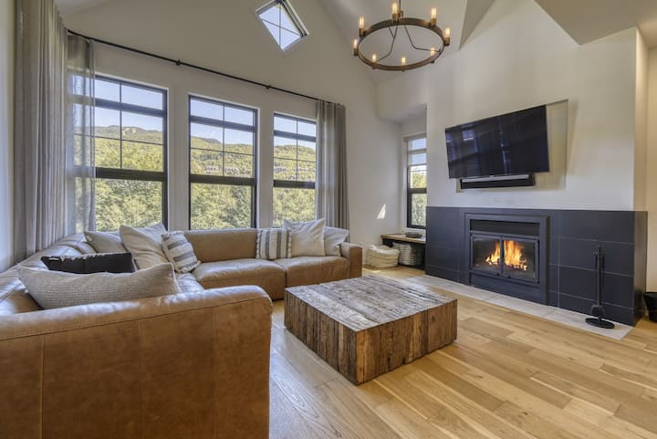 Le Grindelwald Chalet Near Tremblant Village - Mont-Tremblant
