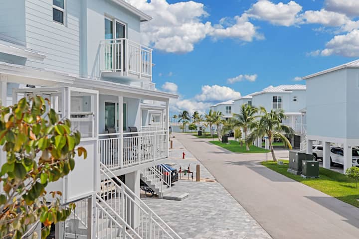 Ocean Isles Seaside Oasis - Marathon, FL
