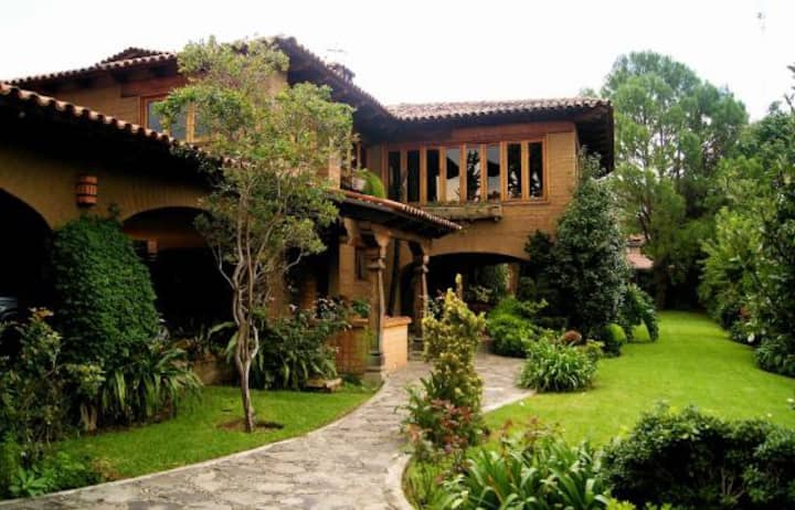 Hermosa Y Amplia Casa En Tapalpa - Tapalpa