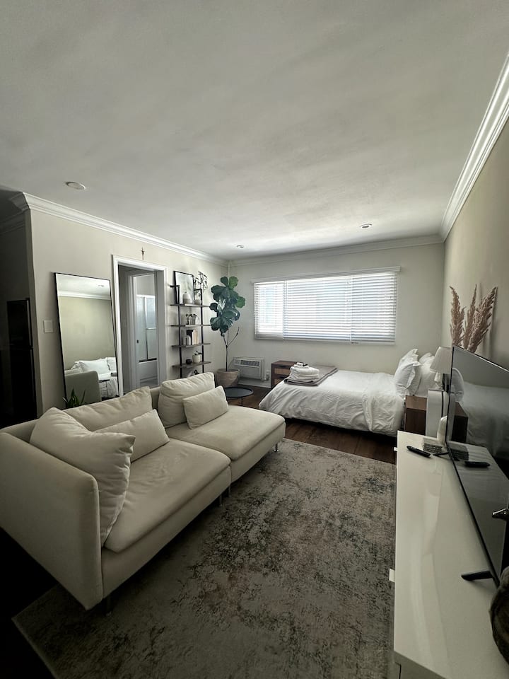 Cozystudio In Vibrant Culvercity - Culver City