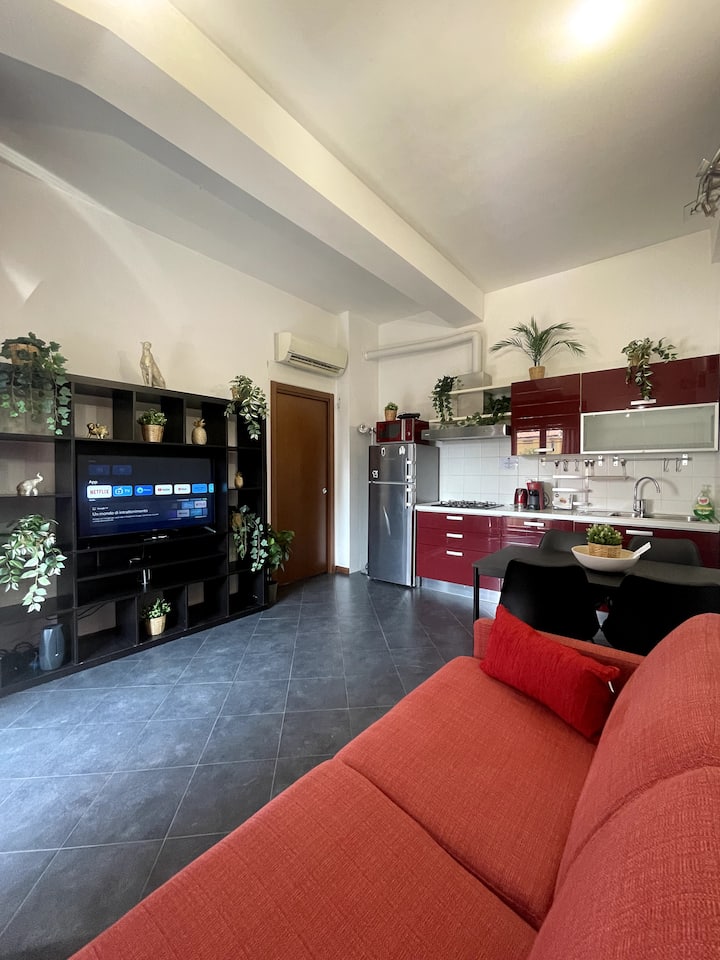 Home In Town-niguarda-metro Sotto Casa-duomo 12min - Milano