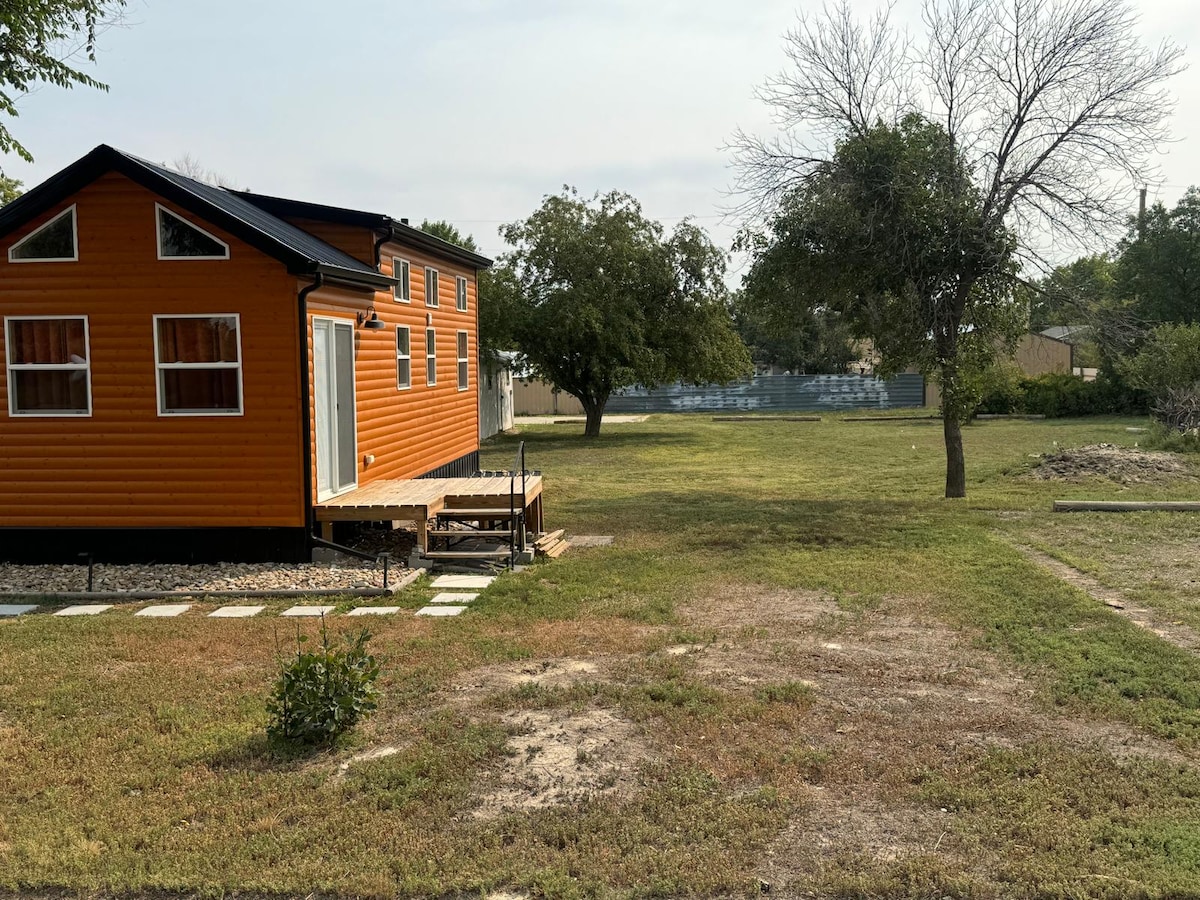 Buffalo Tiny House - Tiny houses for Rent in Buffalo, South Dakota ...