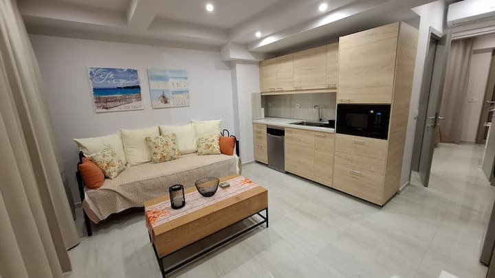 Luxious Holiday Apt - Chania