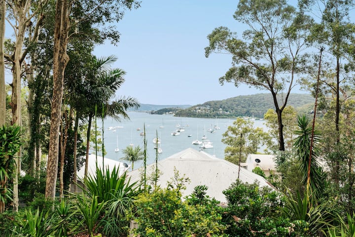 Bay Views From Every Window - Woy Woy