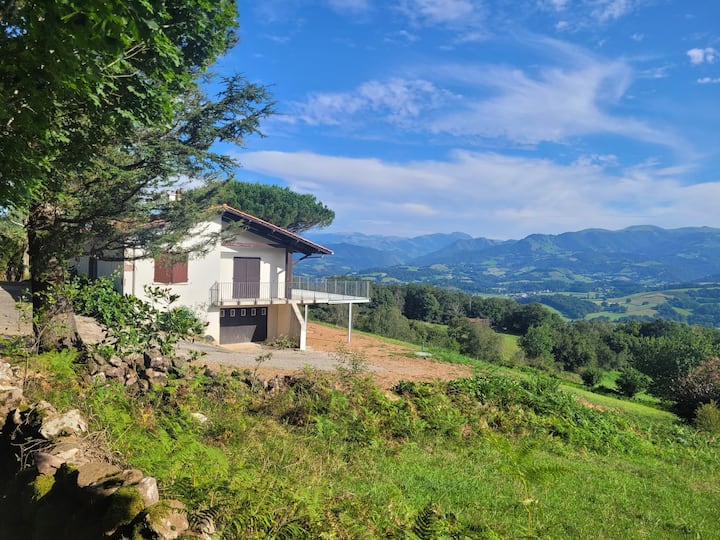 Maison Calme Avec Vue Montagne - Saint-Jean-Pied-de-Port