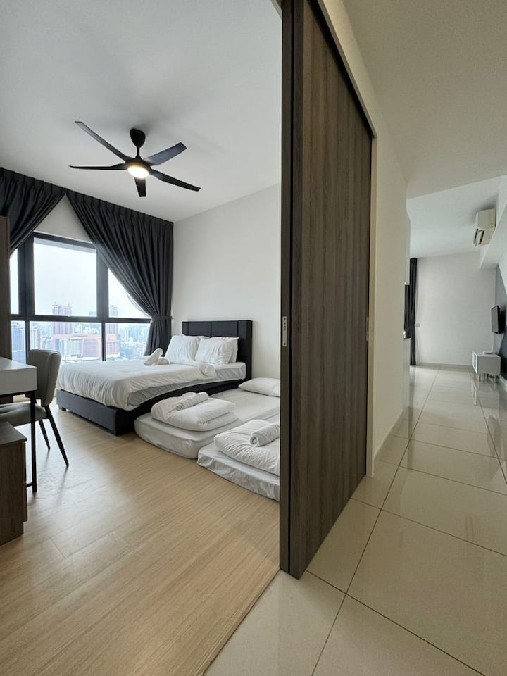 Gorgeous Continew Residence 1-4pax - Trx Klcc Ikea - Cheras