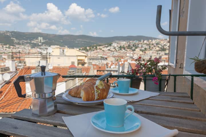 [Vista Cattedrale] - Magia In Cima Alla Città - Trieste