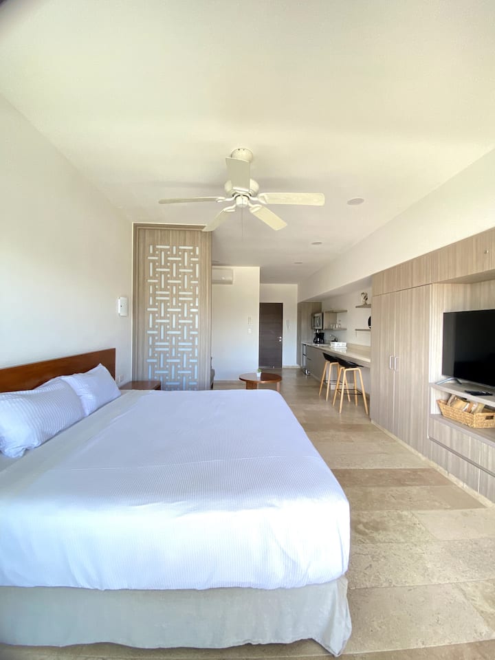 Luxury Condo 5th Avenue Rooftop Ocean View - Playa del Carmen