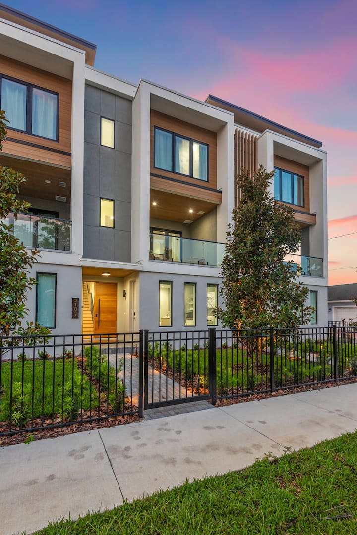 Modern Townhome In Tampa Heights - Tampa, FL