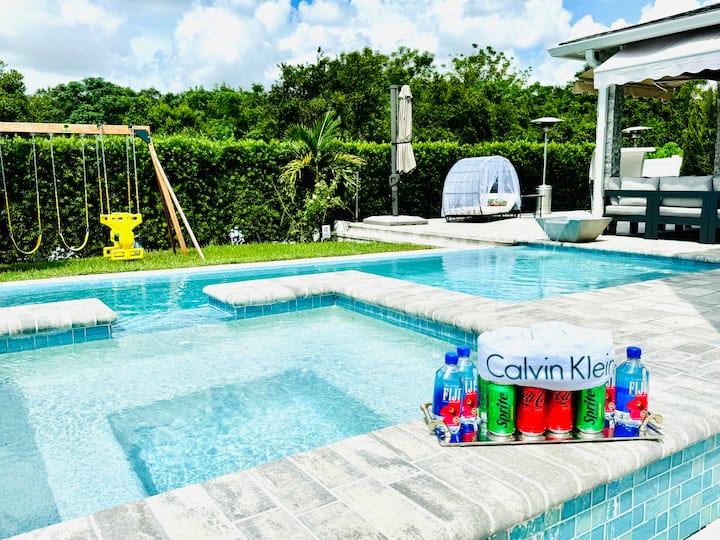 Modern Tampa Boutique House/heated Pool/clearwater - Tampa Bay, FL