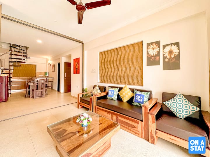 Cozy 2bhk + Pvt Terrace Candolim - Goa