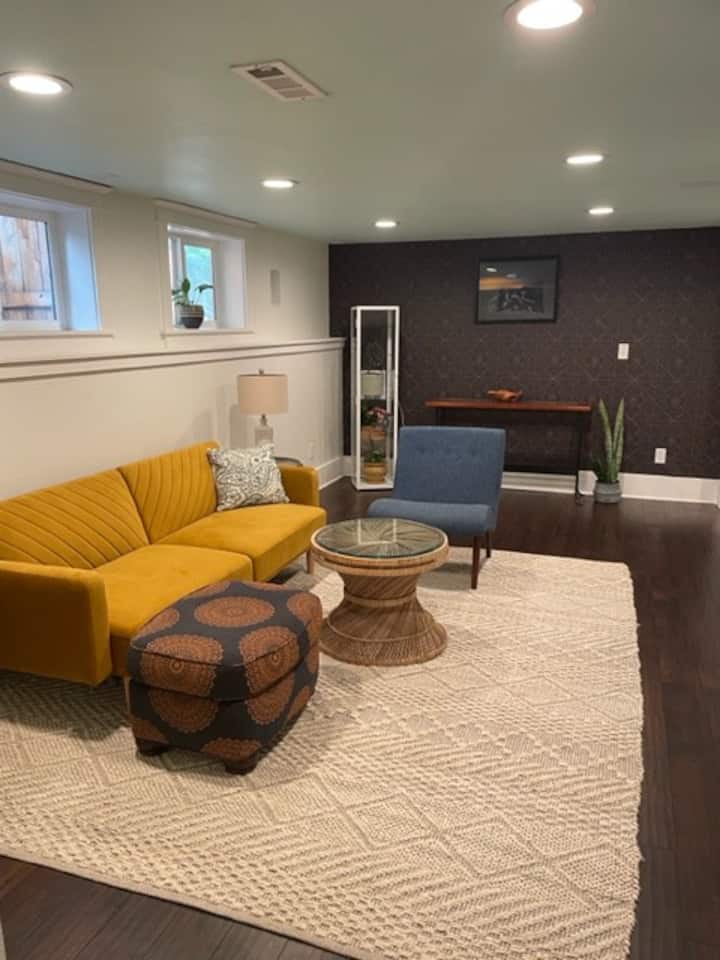 Basement Apartment Near Downtown St. Johns - Vancouver, WA