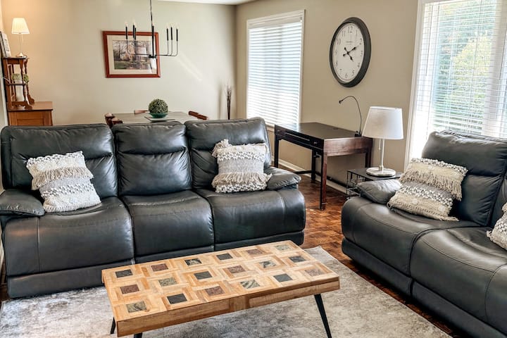 Charming 3brm Bungalow- Barrhaven/kanata Near 416 - Ottawa