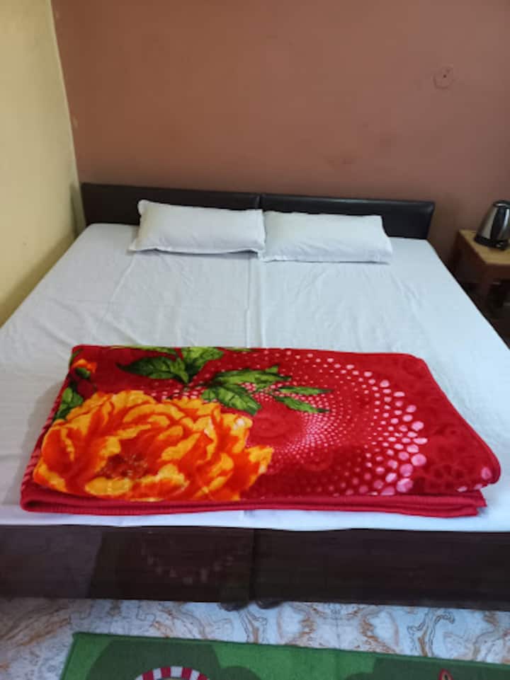 Bedroom With Breakfast & Dinner - Devprayag