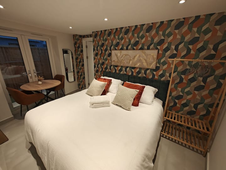 1-bed Flat In Acton - London