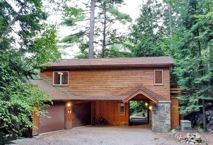 Lakefront Family Retreat - Saranac Lake, NY