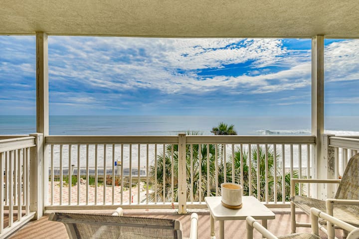 Stylish Comfy Balcony, Sunrise Ocean View, 65" Tv - Ormond Beach, FL