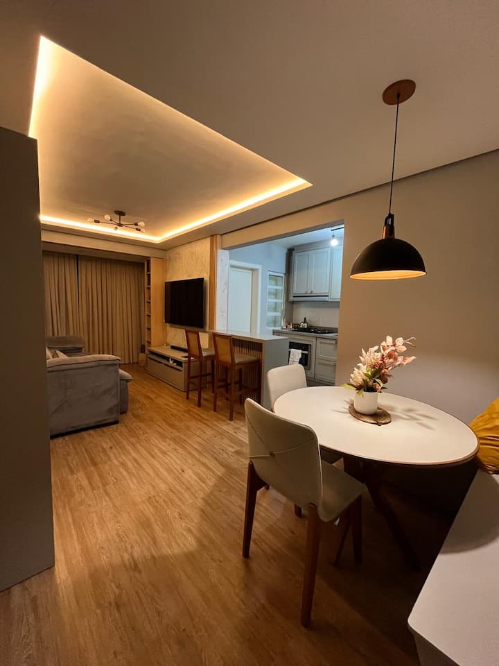 Lindo Apto A 150m Da Praia. - Balneário Camboriú