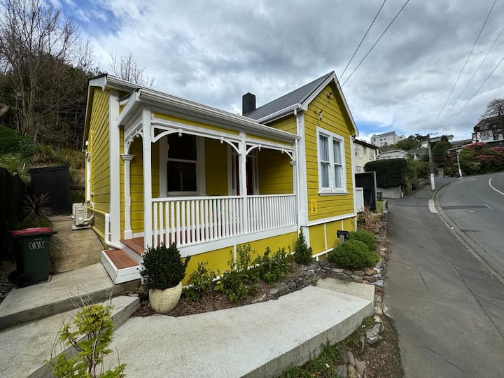 Buttercup Cottage, Central Dunedin -