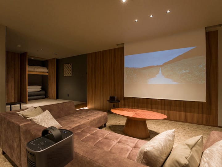 2 Queen Beds +2 Sets Of Futons/natural Hot Spring - Hakone