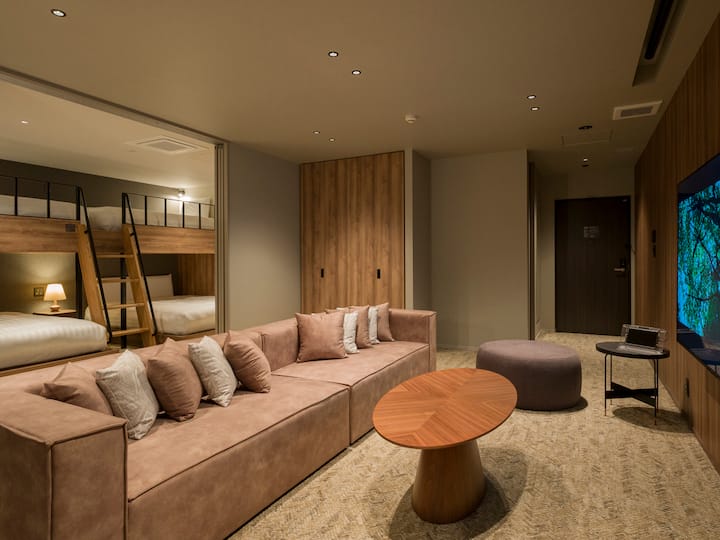 2 Bunk Beds +2 Sets Of Futons/natural Hot Spring - Hakone