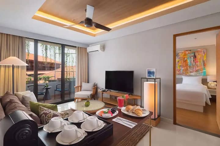 Beachwalk Residence 2br Apartement - Seminyak