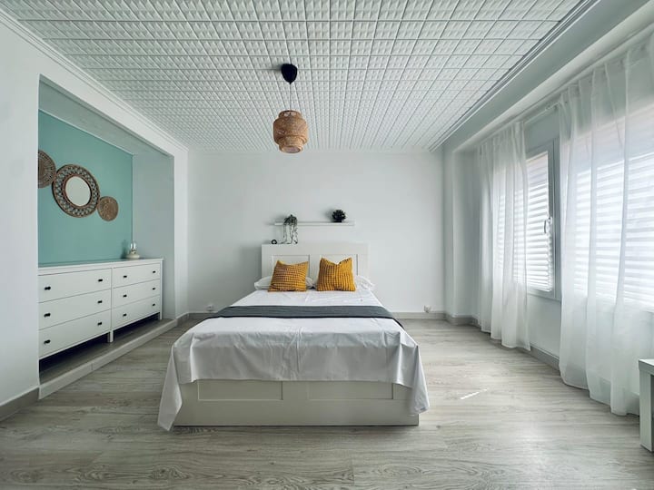 Three Bed Apartment Just 4 Min From Trendy Ruzafa - Valencia