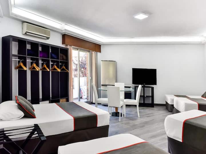 Acogedora Habitación Familiar En Hortaleza - San Sebastián de los Reyes