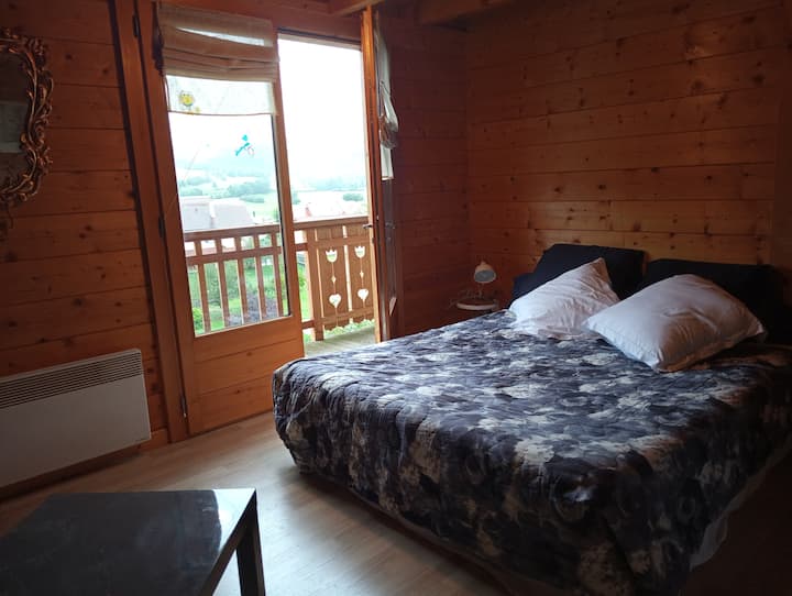 Chambre D'hôte Spacieuse. - Champagnole