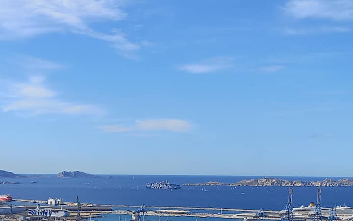 Vue Exceptionnelle Sur Marseille - Marseille