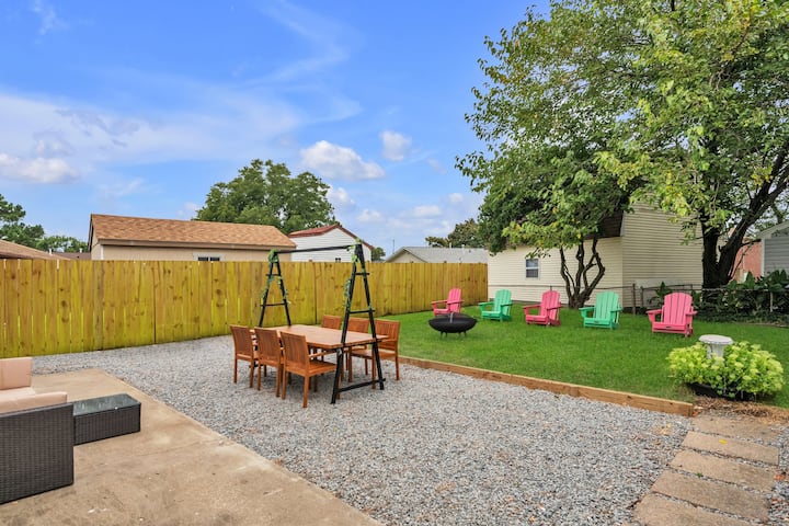 Spring Coastal Retreat • Walkable Beach - Norfolk, VA