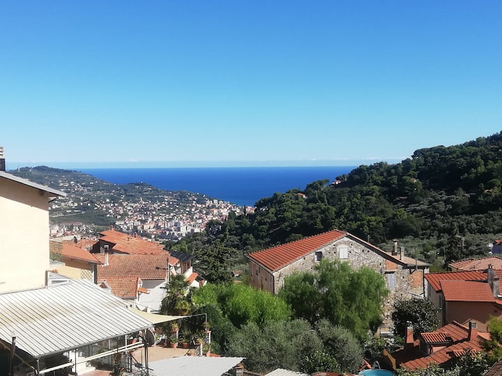 Una Casa Vista Mare - Imperia