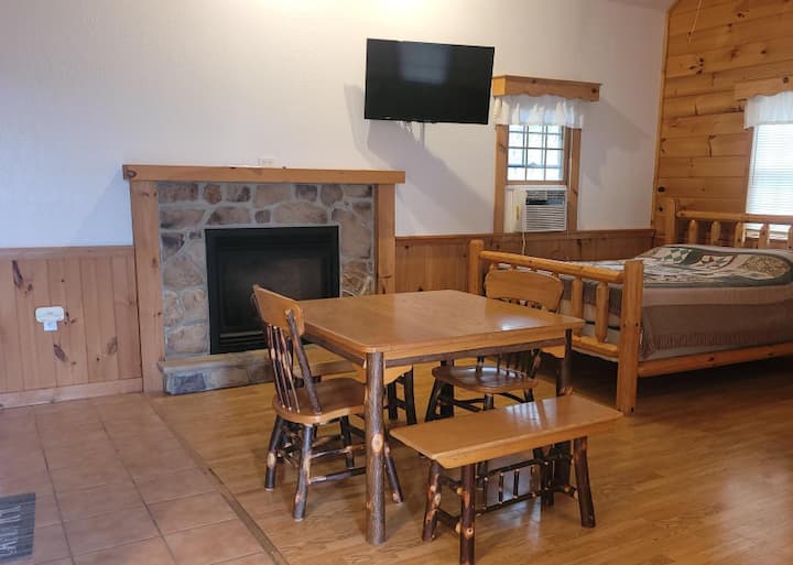 Cozy Cabin 3 - Lake Raystown Resort, Entriken