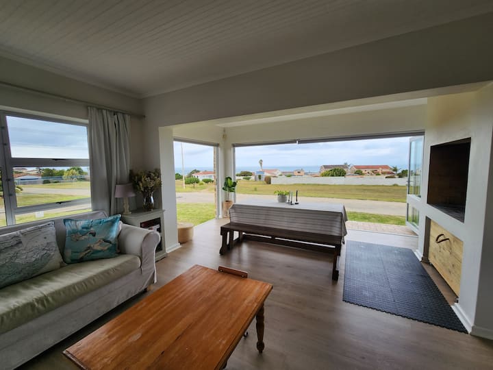 Waves & Views Retreat In J-bay - Jeffreys Bay