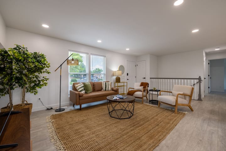 Spacious 5bd Home With Game Room, Bbq Oasis - Thornton, CO