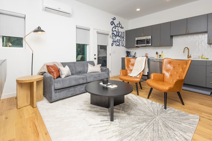 Sokno Townhouse W/rooftop ~ 1 Mile To Campus & Dt - Zoo Knoxville, Knoxville