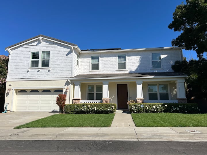 Private Room And Full Bath In A Beautiful Home. - Napa Valley, CA