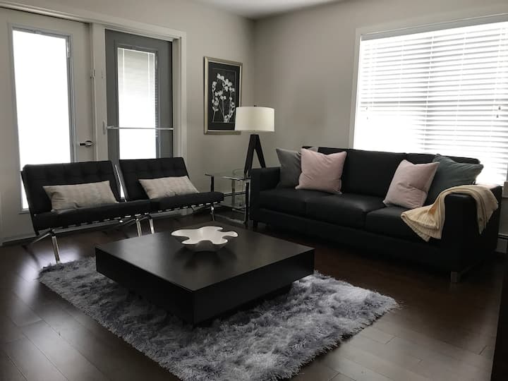 2bd, 2ba Newly Built Condo - 새스커툰