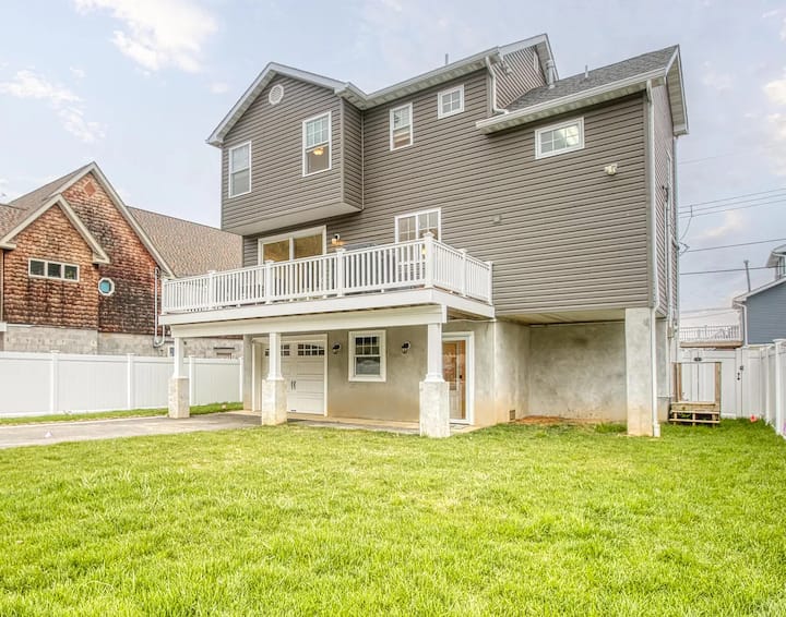 Shore Beachside Escape/nyc Ferry - Sea Bright, NJ