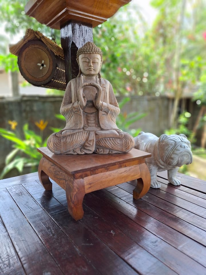 Batuaji Balinese Style Homestay - 