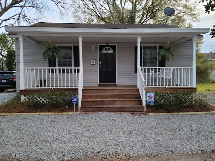 Walking Distance To River Front - Wilmington, NC