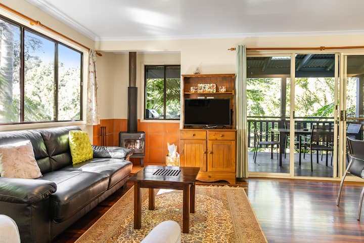 Rose Gum Cabin Multi Story - Maleny