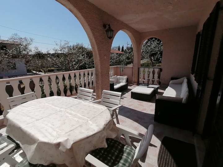 Holiday House Maček For 8 People - Medulin